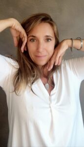Face Yoga per far risplendere il tuo viso - Fit Face Academy